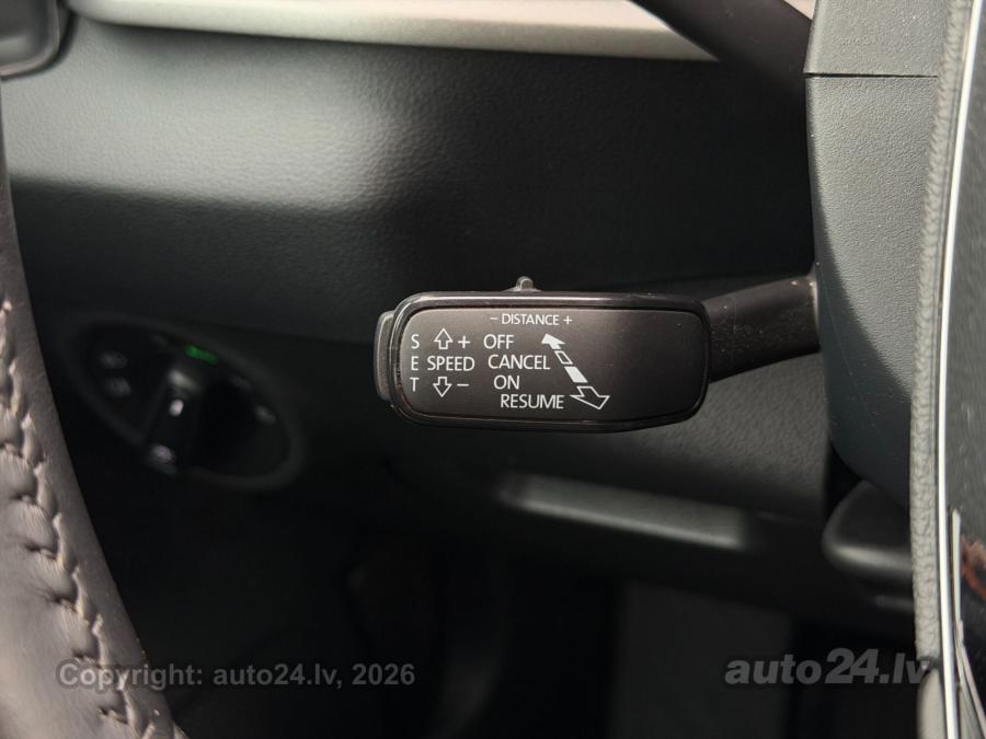 Pelēks Skoda Karoq 2021 Pērnava, ar dzinēja tilpumu 1.50 L un nobraukumu 86 tūkst. km par 19900 €, foto 16 vietnē AUTOMOTO.COM.LV