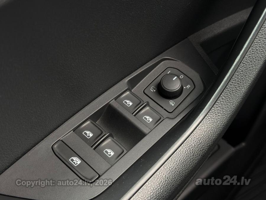 Pelēks Skoda Karoq 2021 Pērnava, ar dzinēja tilpumu 1.50 L un nobraukumu 86 tūkst. km par 19900 €, foto 17 vietnē AUTOMOTO.COM.LV