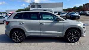 Pelēks Skoda Karoq 2021 Tallina, ar dzinēja tilpumu 2.00 L un nobraukumu 99 tūkst. km par 14900 €, foto 4 vietnē AUTOMOTO.COM.LV