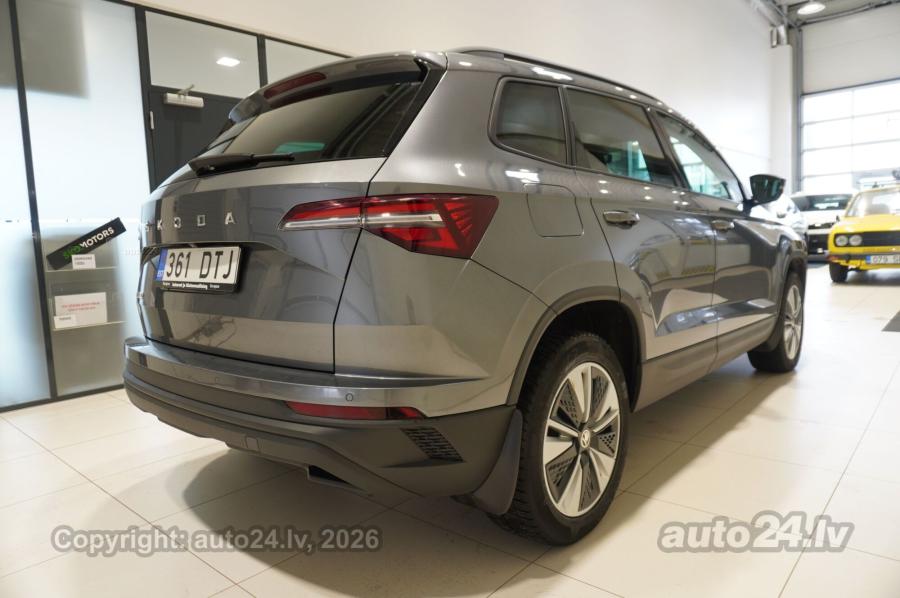 Grey Skoda Karoq 2022 in Tallinn, with an engine capacity of 2.00 L and mileage of 171 thousand km for 19900 €, photo 4 on AUTOMOTO.COM.LV
