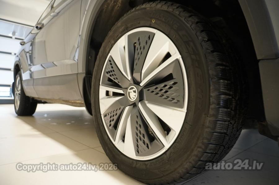Grey Skoda Karoq 2022 in Tallinn, with an engine capacity of 2.00 L and mileage of 171 thousand km for 19900 €, photo 6 on AUTOMOTO.COM.LV