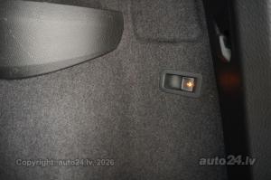 Grey Skoda Karoq 2022 in Tallinn, with an engine capacity of 2.00 L and mileage of 171 thousand km for 19900 €, photo 9 on AUTOMOTO.COM.LV