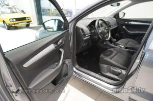 Grey Skoda Karoq 2022 in Tallinn, with an engine capacity of 2.00 L and mileage of 171 thousand km for 19900 €, photo 13 on AUTOMOTO.COM.LV