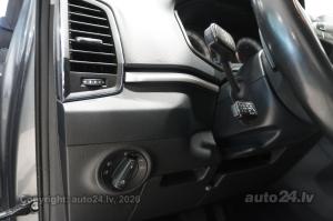Grey Skoda Karoq 2022 in Tallinn, with an engine capacity of 2.00 L and mileage of 171 thousand km for 19900 €, photo 16 on AUTOMOTO.COM.LV