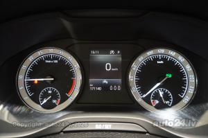 Grey Skoda Karoq 2022 in Tallinn, with an engine capacity of 2.00 L and mileage of 171 thousand km for 19900 €, photo 21 on AUTOMOTO.COM.LV