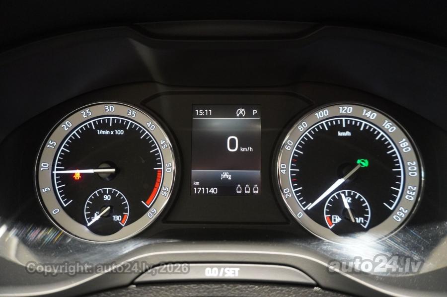 Grey Skoda Karoq 2022 in Tallinn, with an engine capacity of 2.00 L and mileage of 171 thousand km for 19900 €, photo 21 on AUTOMOTO.COM.LV