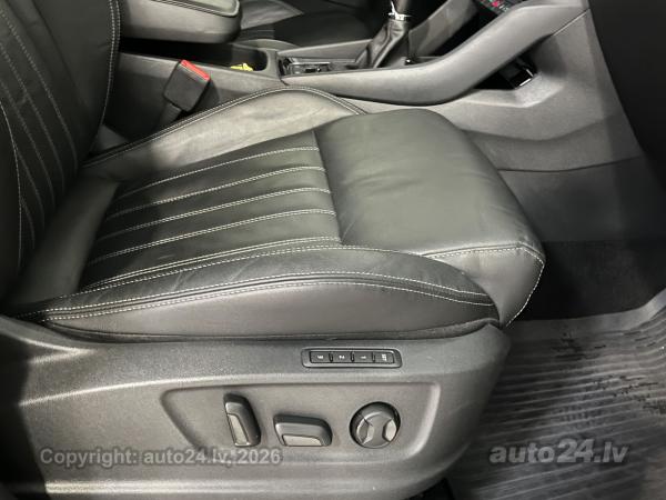 Pelēks Skoda Karoq 2022 Tallina, ar dzinēja tilpumu 2.00 L un nobraukumu 157 tūkst. km par 19900 €, foto 5 vietnē AUTOMOTO.COM.LV