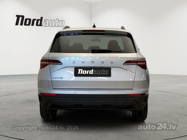 Grey Skoda Karoq 2022 in Tallinn, with an engine capacity of 1.00 L and mileage of 96 thousand km for 16900 €, photo 4 on AUTOMOTO.COM.LV