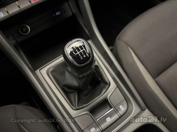 Grey Skoda Karoq 2022 in Tallinn, with an engine capacity of 1.00 L and mileage of 96 thousand km for 16900 €, photo 8 on AUTOMOTO.COM.LV