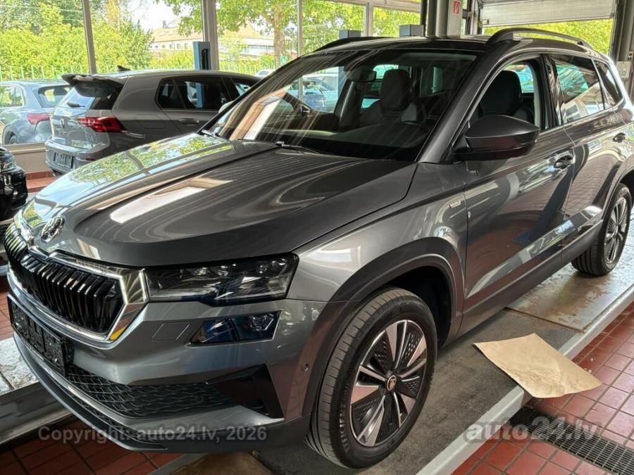 Pelēks Skoda Karoq 2022 Tallina, ar dzinēja tilpumu 2.00 L un nobraukumu 124 tūkst. km par 22500 €, foto 1 vietnē AUTOMOTO.COM.LV