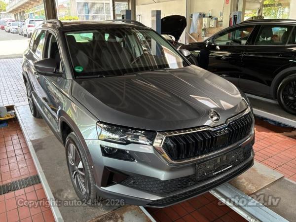 Серый Шкода Karoq 2022 в Таллин, объемом двигателя 2.00 л и пробегом 124 тыс. км за 22500 €, фото 2 на AUTOMOTO.COM.LV