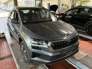 Pelēks Skoda Karoq 2022 Tallina, ar dzinēja tilpumu 2.00 L un nobraukumu 124 tūkst. km par 22500 €, foto 3 vietnē AUTOMOTO.COM.LV