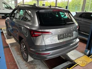 Pelēks Skoda Karoq 2022 Tallina, ar dzinēja tilpumu 2.00 L un nobraukumu 124 tūkst. km par 22500 €, foto 4 vietnē AUTOMOTO.COM.LV