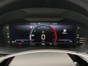 Серый Шкода Karoq 2022 в Пярну, объемом двигателя 2.00 л и пробегом 87 тыс. км за 23900 €, фото 16 на AUTOMOTO.COM.LV