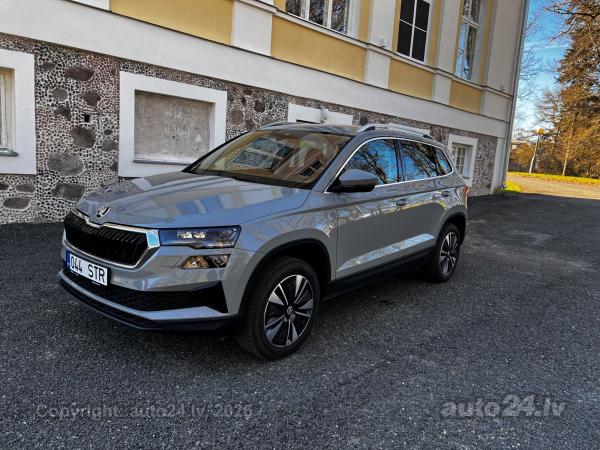 Grey Skoda Karoq 2023 in Jogeva, with an engine capacity of 1.50 L and mileage of 39 thousand km for 27900 €, photo 2 on AUTOMOTO.COM.LV