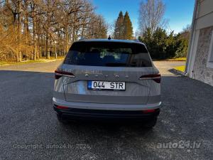 Pelēks Skoda Karoq 2023 Jegeva, ar dzinēja tilpumu 1.50 L un nobraukumu 39 tūkst. km par 27900 €, foto 8 vietnē AUTOMOTO.COM.LV