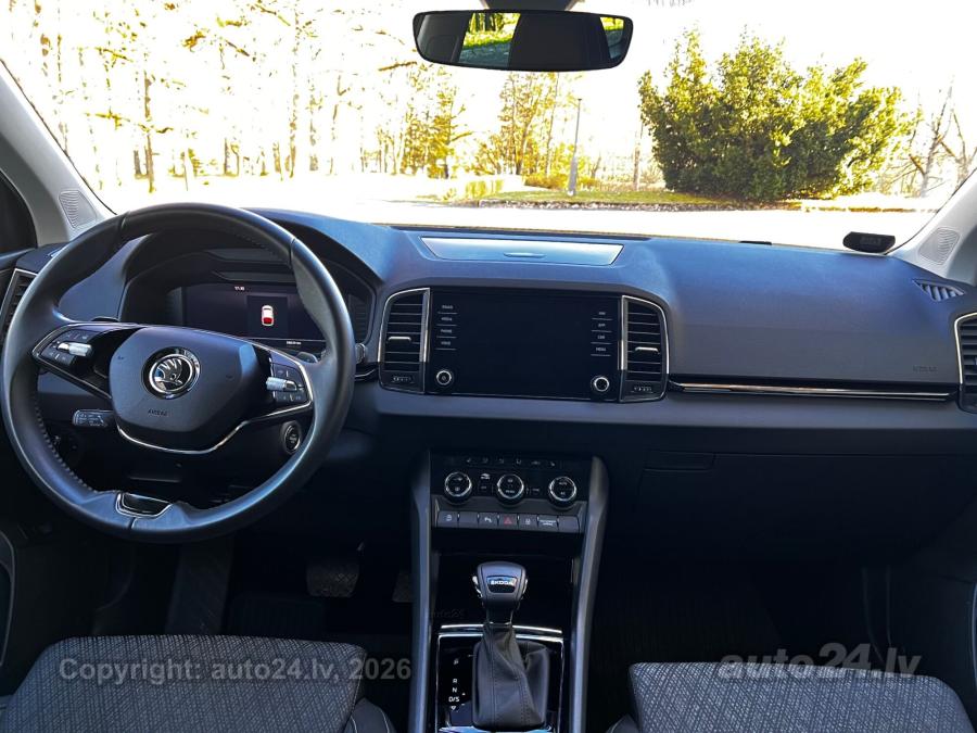 Pelēks Skoda Karoq 2023 Jegeva, ar dzinēja tilpumu 1.50 L un nobraukumu 39 tūkst. km par 27900 €, foto 9 vietnē AUTOMOTO.COM.LV