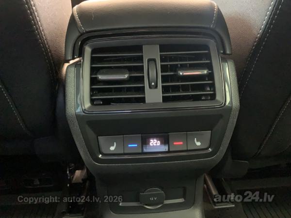 Grey Skoda Karoq 2023 in Rakvere, with an engine capacity of 2.00 L and mileage of 70 thousand km for 29400 €, photo 10 on AUTOMOTO.COM.LV
