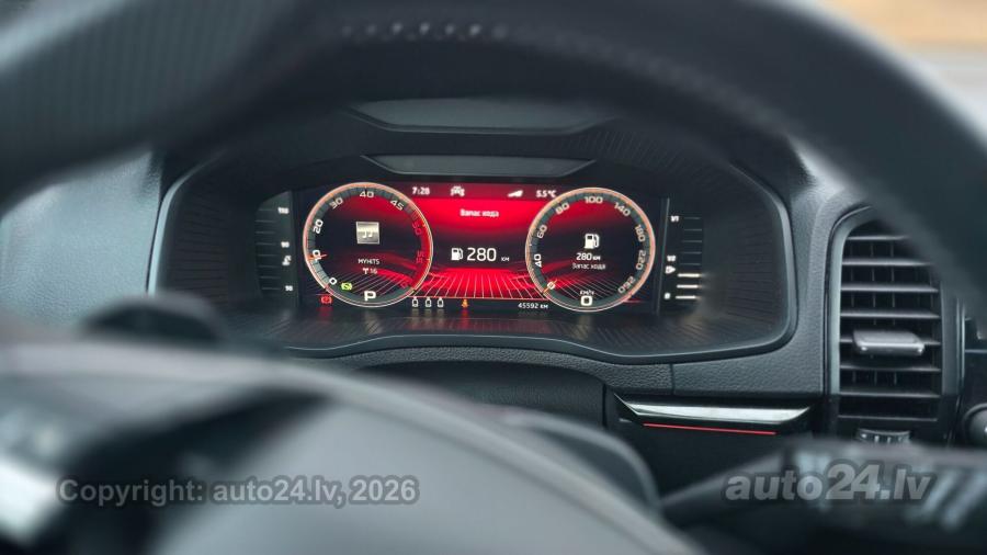 Серый Шкода Karoq 2023 в Таллин, объемом двигателя 2.00 л и пробегом 50 тыс. км за 29099 €, фото 7 на AUTOMOTO.COM.LV