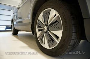 Grey Skoda Karoq 2023 in Tallinn, with an engine capacity of 2.00 L and mileage of 109 thousand km for 23500 €, photo 6 on AUTOMOTO.COM.LV