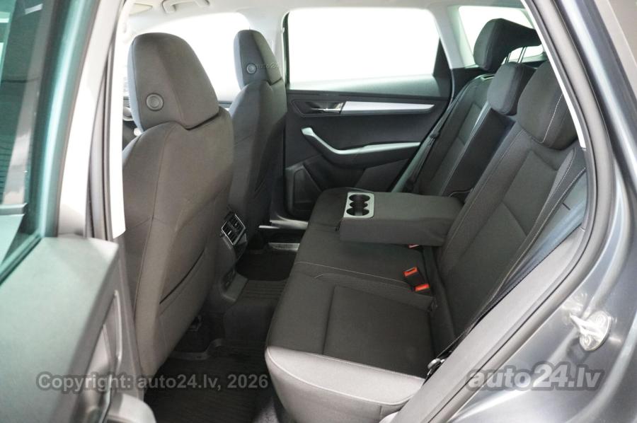 Grey Skoda Karoq 2023 in Tallinn, with an engine capacity of 2.00 L and mileage of 109 thousand km for 23500 €, photo 10 on AUTOMOTO.COM.LV