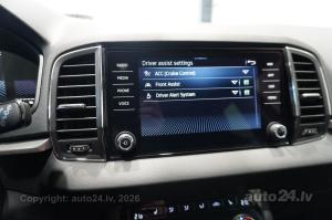 Grey Skoda Karoq 2023 in Tallinn, with an engine capacity of 2.00 L and mileage of 109 thousand km for 23500 €, photo 18 on AUTOMOTO.COM.LV