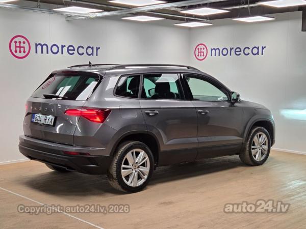 Grey Skoda Karoq 2024 in Tallinn, with an engine capacity of 2.00 L and mileage of 38 thousand km for 31500 €, photo 4 on AUTOMOTO.COM.LV
