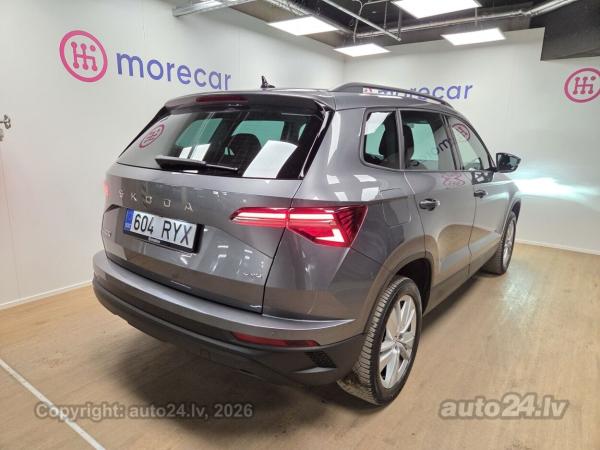 Grey Skoda Karoq 2024 in Tallinn, with an engine capacity of 2.00 L and mileage of 38 thousand km for 31500 €, photo 6 on AUTOMOTO.COM.LV