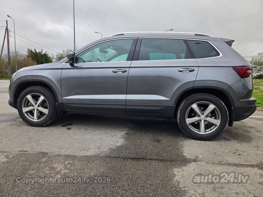 Grey Skoda Karoq 2024 in Tallinn, with an engine capacity of 1.50 L and mileage of 46 thousand km for 28200 €, photo 8 on AUTOMOTO.COM.LV