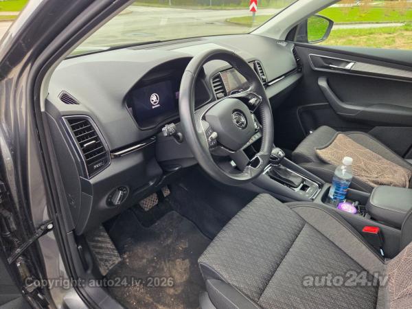 Grey Skoda Karoq 2024 in Tallinn, with an engine capacity of 1.50 L and mileage of 46 thousand km for 28200 €, photo 10 on AUTOMOTO.COM.LV