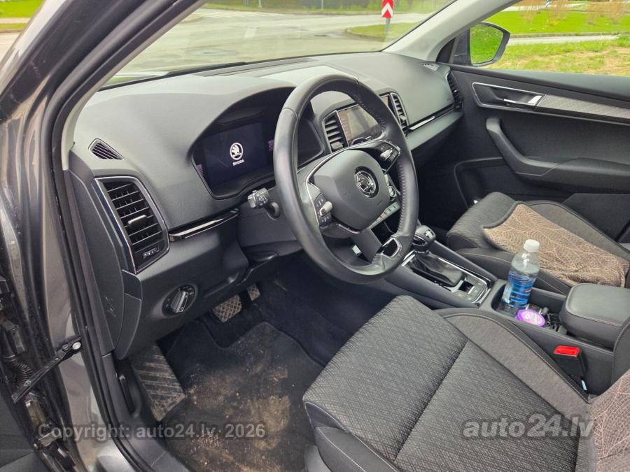 Grey Skoda Karoq 2024 in Tallinn, with an engine capacity of 1.50 L and mileage of 46 thousand km for 28200 €, photo 11 on AUTOMOTO.COM.LV