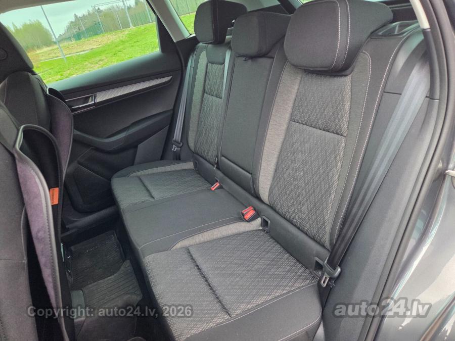 Grey Skoda Karoq 2024 in Tallinn, with an engine capacity of 1.50 L and mileage of 46 thousand km for 28200 €, photo 12 on AUTOMOTO.COM.LV