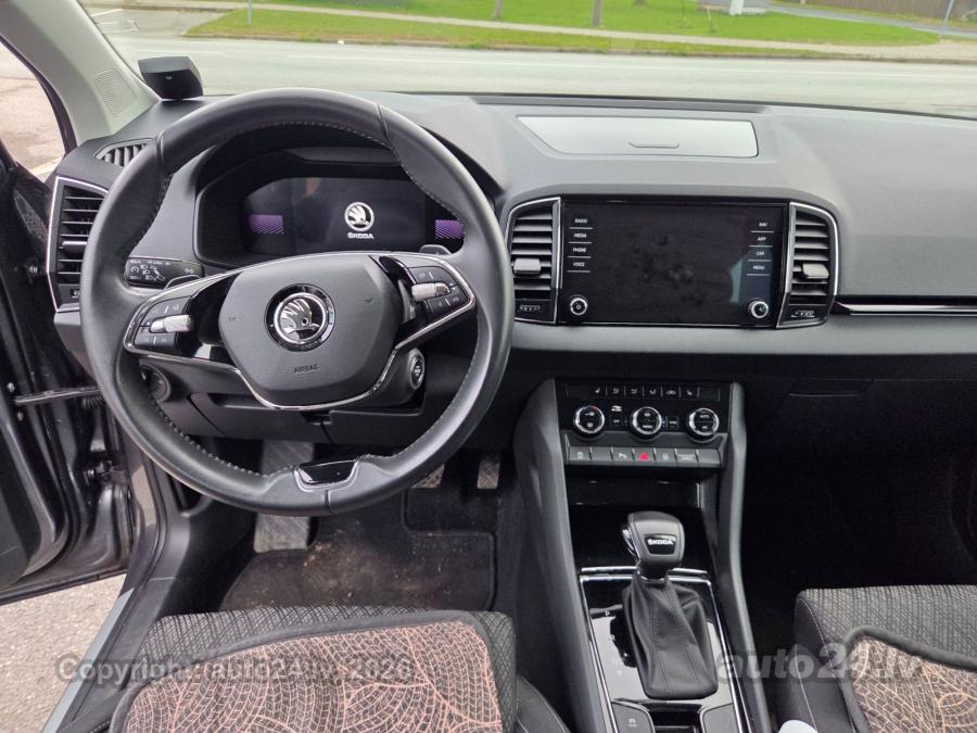Grey Skoda Karoq 2024 in Tallinn, with an engine capacity of 1.50 L and mileage of 46 thousand km for 28200 €, photo 13 on AUTOMOTO.COM.LV