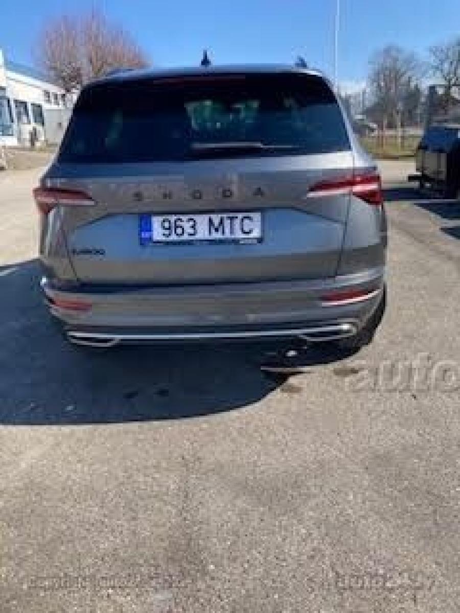 Pelēks Skoda Karoq 2025 Viljandi, ar dzinēja tilpumu 1.50 L un nobraukumu 9 tūkst. km par 35500 €, foto 3 vietnē AUTOMOTO.COM.LV