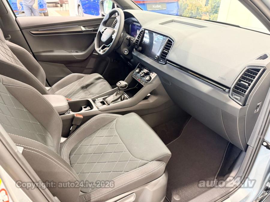 Pelēks Skoda Karoq 2026 Viljandi, ar dzinēja tilpumu 1.50 L un nobraukumu 0 tūkst. km par 34400 €, foto 9 vietnē AUTOMOTO.COM.LV