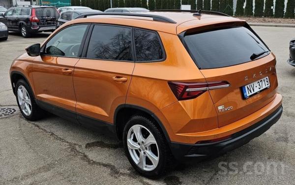 Оранжевый Шкода Karoq 2024 в Рига, объемом двигателя 1.50 л и пробегом 19 тыс. км за 24000 €, фото 5 на AUTOMOTO.COM.LV