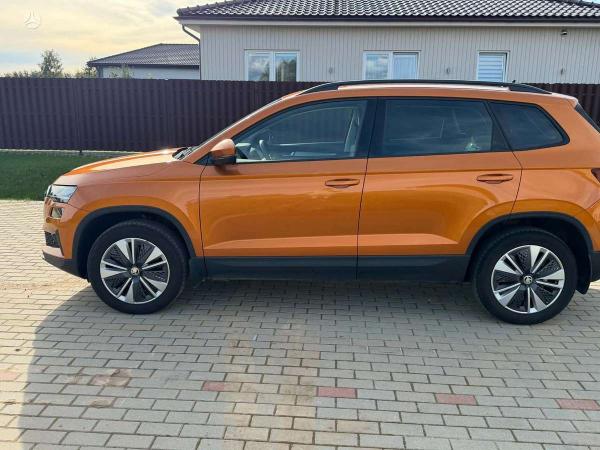 Шкода Karoq 2024 в Клайпеда на AUTOMOTO.COM.LV Оранжевый Шкода Karoq 2024 в Клайпеда, объемом двигателя 1.50 л и пробегом 18 тыс. км за 25500 €, фото 5 на AUTOMOTO.COM.LV