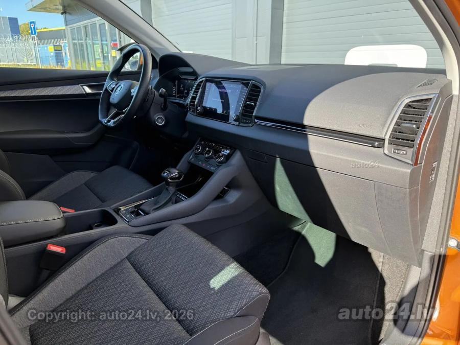 Oranžs Skoda Karoq 2023 Tallina, ar dzinēja tilpumu 1.50 L un nobraukumu 57 tūkst. km par 25995 €, foto 15 vietnē AUTOMOTO.COM.LV
