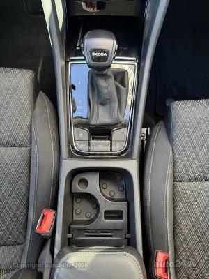Oranžs Skoda Karoq 2023 Tallina, ar dzinēja tilpumu 1.50 L un nobraukumu 57 tūkst. km par 25995 €, foto 22 vietnē AUTOMOTO.COM.LV