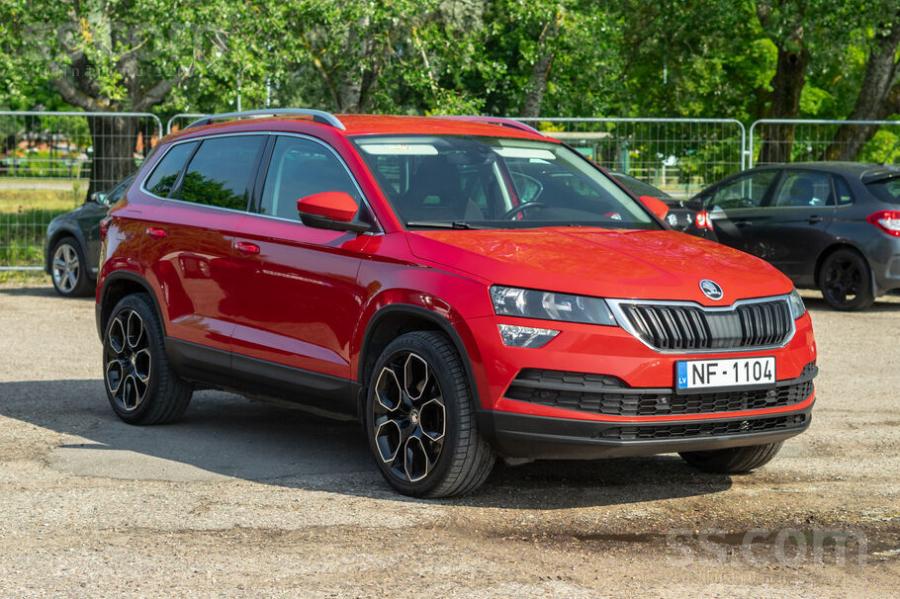 Sarkans Skoda Karoq 2018 Liepāja, ar dzinēja tilpumu 2.00 L un nobraukumu 388 tūkst. km par 14800 €, foto 5 vietnē AUTOMOTO.COM.LV