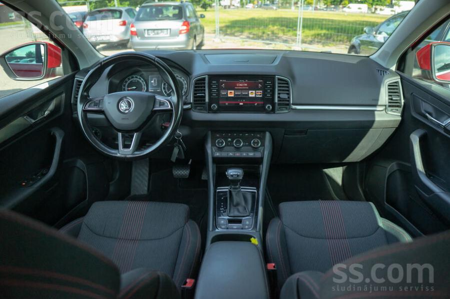 Sarkans Skoda Karoq 2018 Liepāja, ar dzinēja tilpumu 2.00 L un nobraukumu 388 tūkst. km par 14800 €, foto 7 vietnē AUTOMOTO.COM.LV