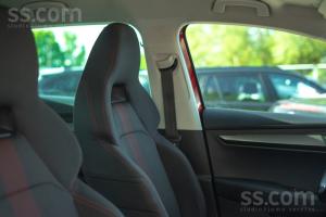 Sarkans Skoda Karoq 2018 Liepāja, ar dzinēja tilpumu 2.00 L un nobraukumu 388 tūkst. km par 14800 €, foto 14 vietnē AUTOMOTO.COM.LV