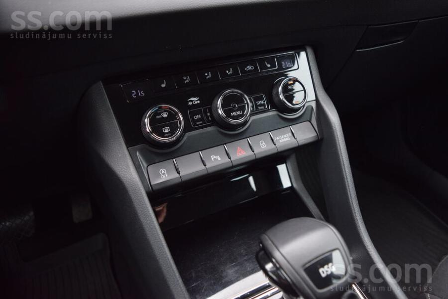 Sarkans Skoda Karoq 2018 Rīga, ar dzinēja tilpumu 1.00 L un nobraukumu 118 tūkst. km par 13500 €, foto 7 vietnē AUTOMOTO.COM.LV