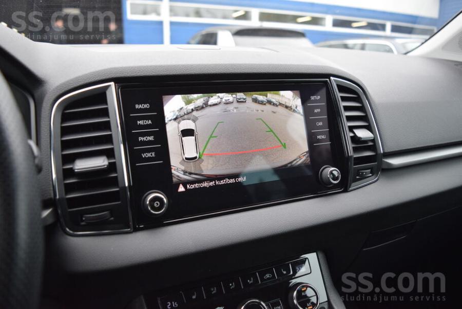 Sarkans Skoda Karoq 2018 Rīga, ar dzinēja tilpumu 1.00 L un nobraukumu 118 tūkst. km par 13500 €, foto 9 vietnē AUTOMOTO.COM.LV