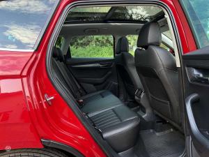 Sarkans Skoda Karoq 2018 Prienai, ar dzinēja tilpumu 1.60 L un nobraukumu 245 tūkst. km par 13950 €, foto 33 vietnē AUTOMOTO.COM.LV