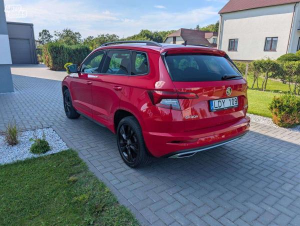 Sarkans Skoda Karoq 2019 Viļņa, ar dzinēja tilpumu 1.50 L un nobraukumu 86 tūkst. km par 19700 €, foto 3 vietnē AUTOMOTO.COM.LV