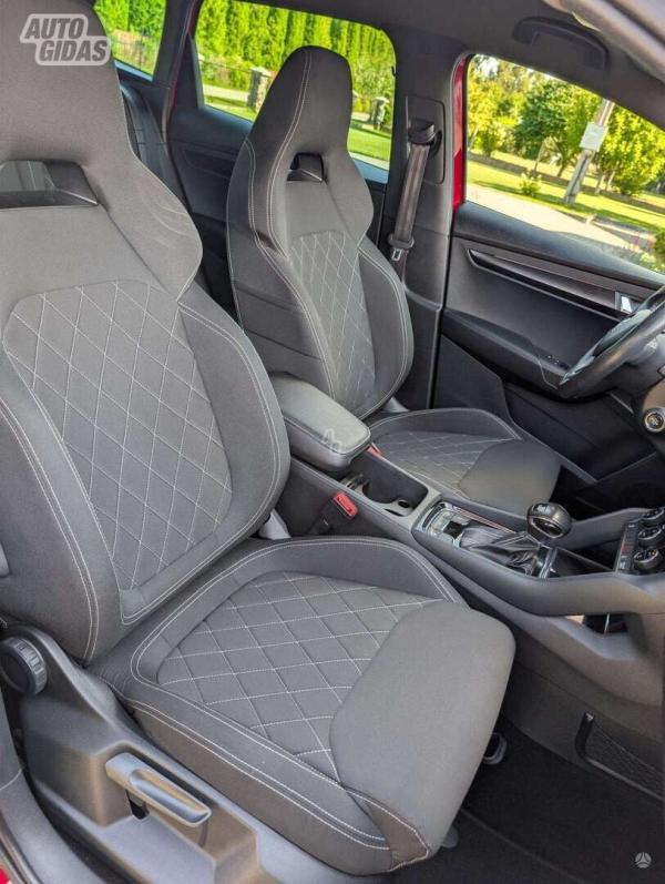 Sarkans Skoda Karoq 2019 Viļņa, ar dzinēja tilpumu 1.50 L un nobraukumu 86 tūkst. km par 19700 €, foto 6 vietnē AUTOMOTO.COM.LV