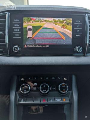 Red Skoda Karoq 2019 in Vilnius, with an engine capacity of 1.50 L and mileage of 86 thousand km for 19700 €, photo 10 on AUTOMOTO.COM.LV