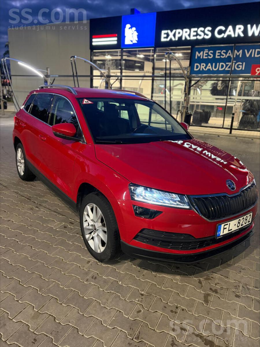 Sarkans Skoda Karoq 2020 Rīga, ar dzinēja tilpumu 1.50 L un nobraukumu 101 tūkst. km par 17800 €, foto 1 vietnē AUTOMOTO.COM.LV