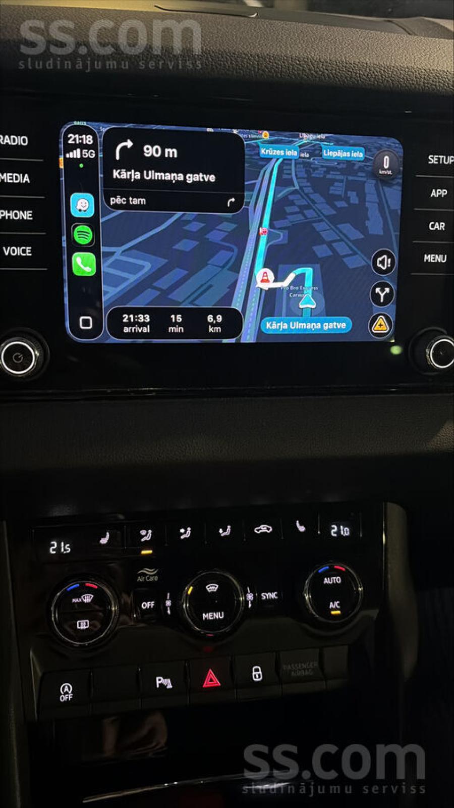 Sarkans Skoda Karoq 2020 Rīga, ar dzinēja tilpumu 1.50 L un nobraukumu 101 tūkst. km par 17800 €, foto 6 vietnē AUTOMOTO.COM.LV
